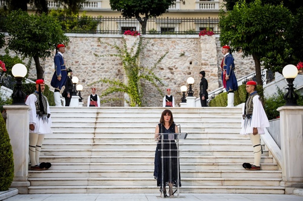 Προεδρικό Μέγαρο-Το βράδυ η δεξίωση για την 48η Επέτειο της ...
